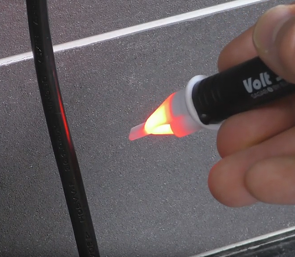 How to use a Volt Stick BRIGHT voltage tester